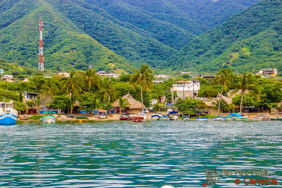 Taganga - Colômbia. Vilarejo de pescadores com muita paz e tranquilidade.